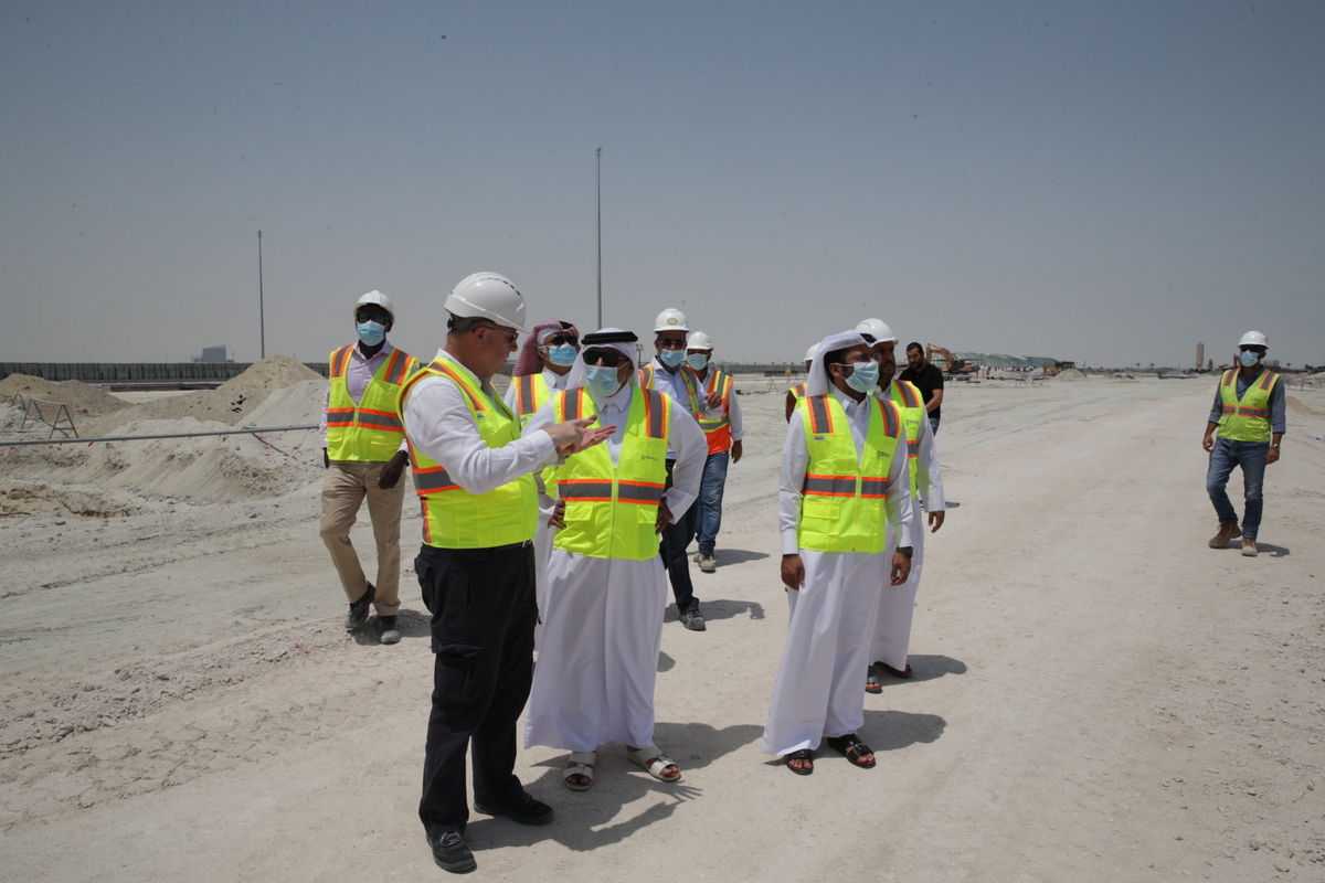 Minister Al-Sulaiti Witnesses Arrival of First Vessel to Hamad Port’s ...